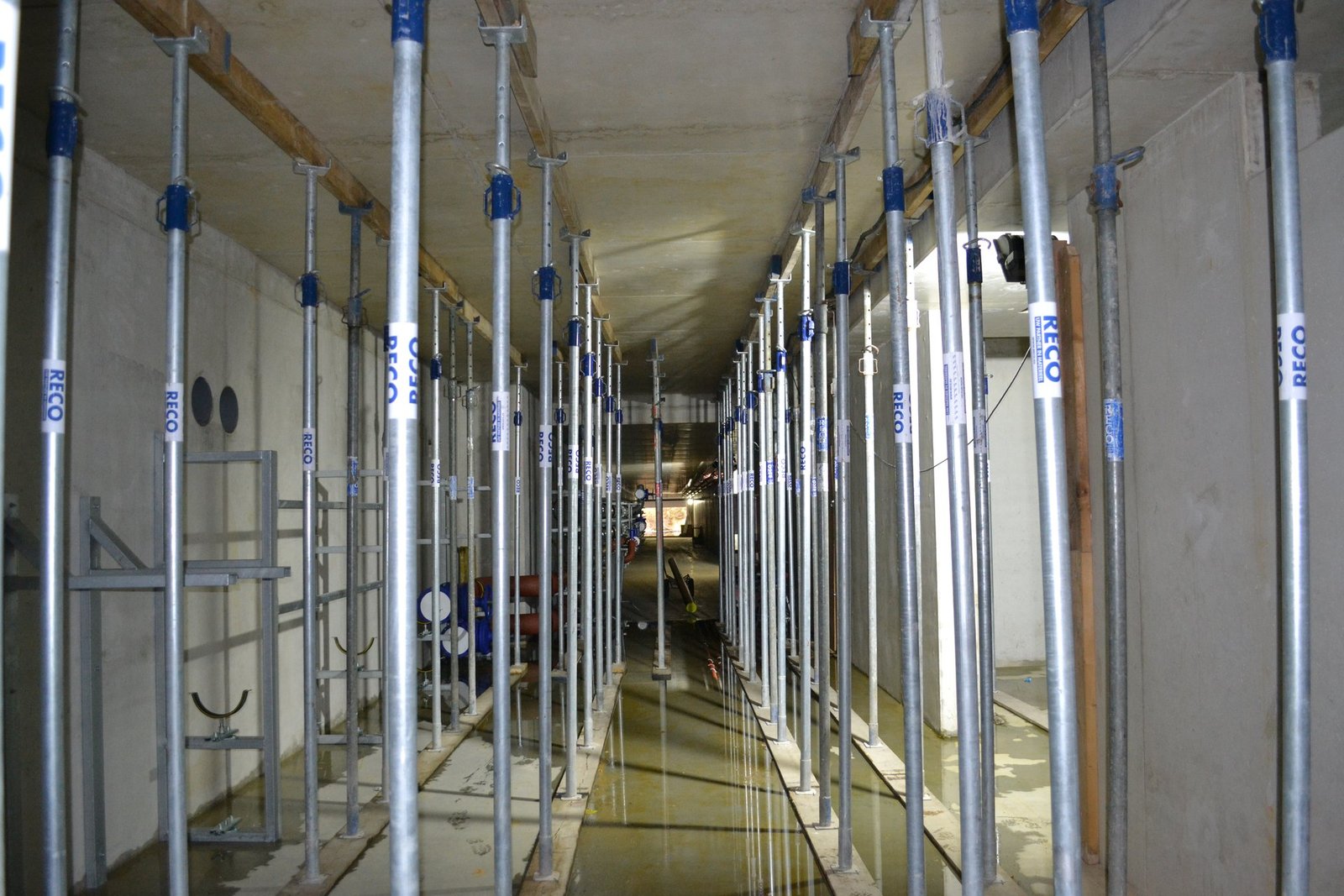 Schroefstempels huren: Van 1,75 tot en met 5,5 meter!