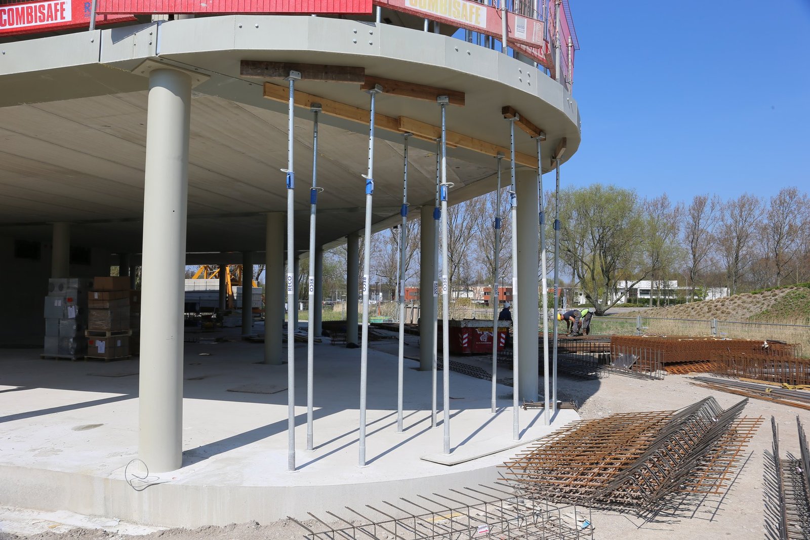 Schroefstempels huren: Van 1,75 tot en met 5,5 meter!