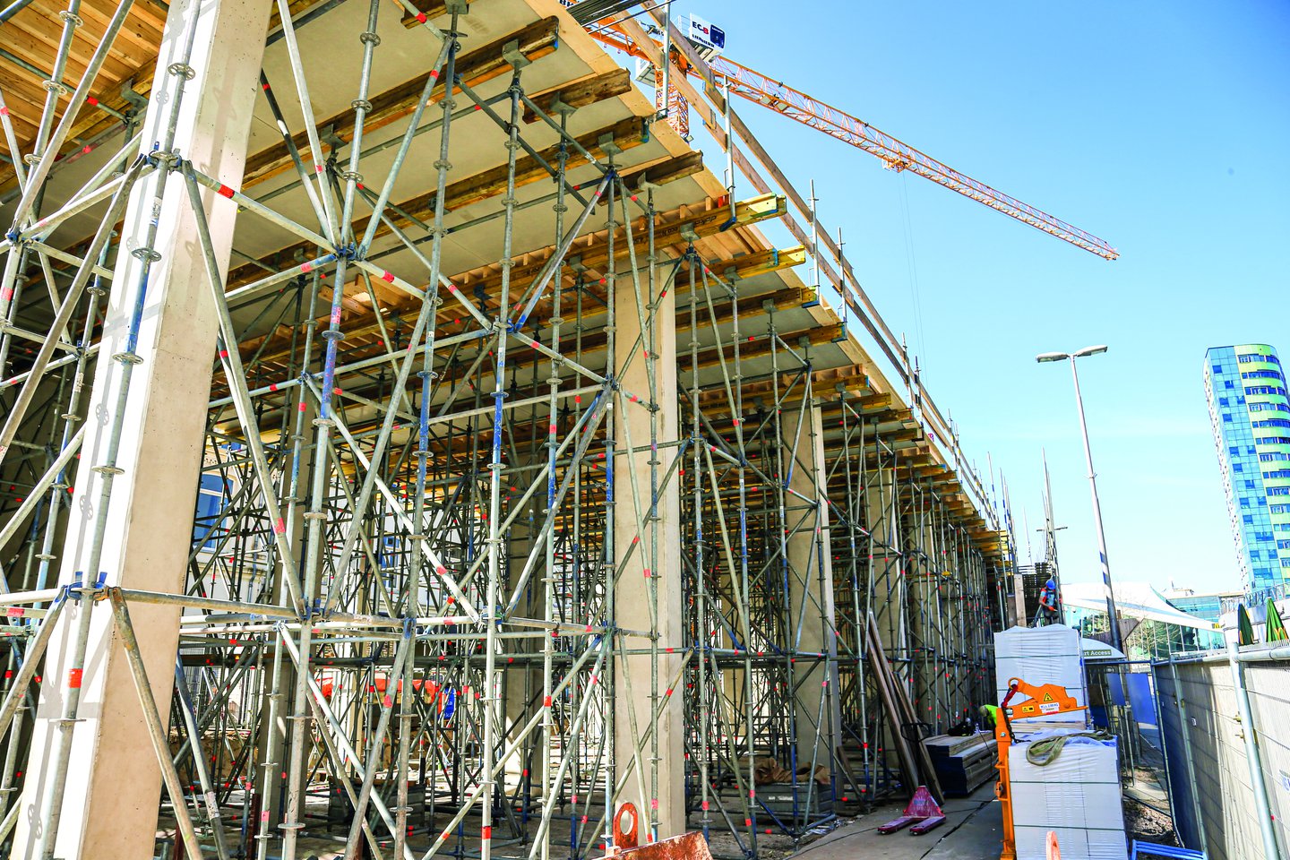 Layher Allround open staander 0,50 m huren.