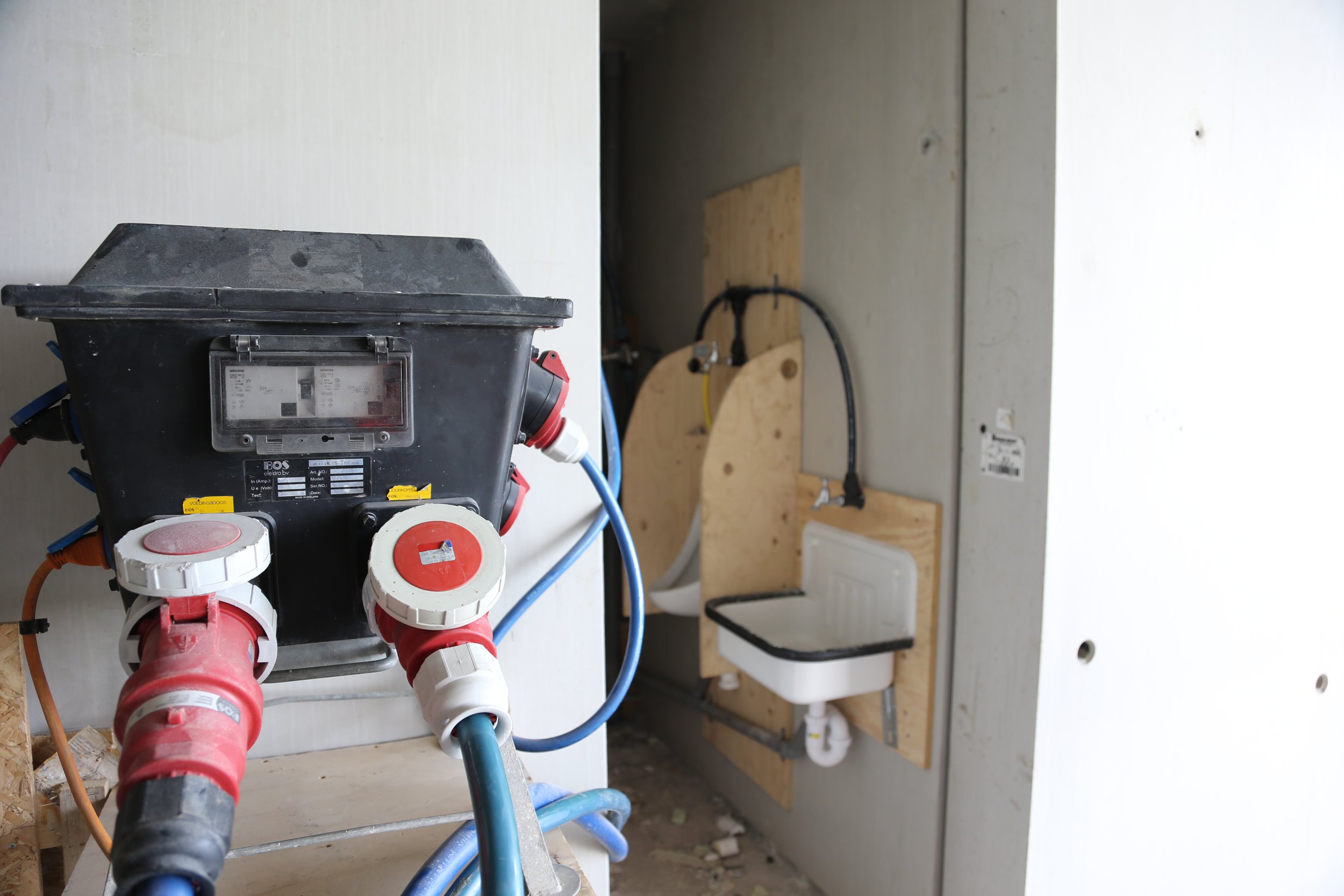 Bouwplaatsinrichting huren | Van advies tot installatie