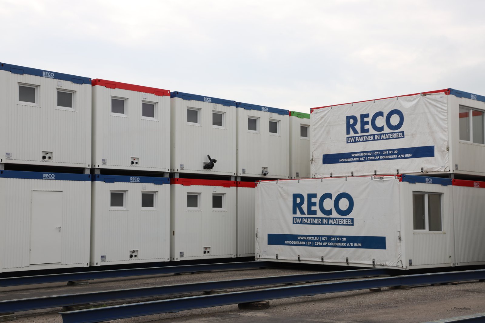 Gescheiden Sanitair-unit Huren | Toiletunits met Douches M/V